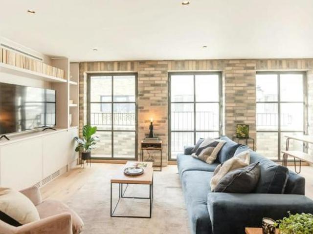 2 Bedroom Apartment London London LS83936341