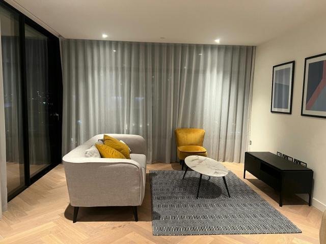 2 Bedroom Apartment London London LS84495549