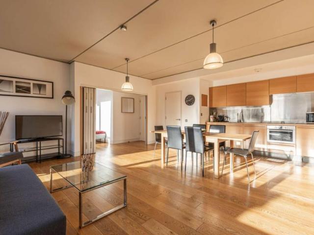 2 Bedroom Apartment London London LS90851431