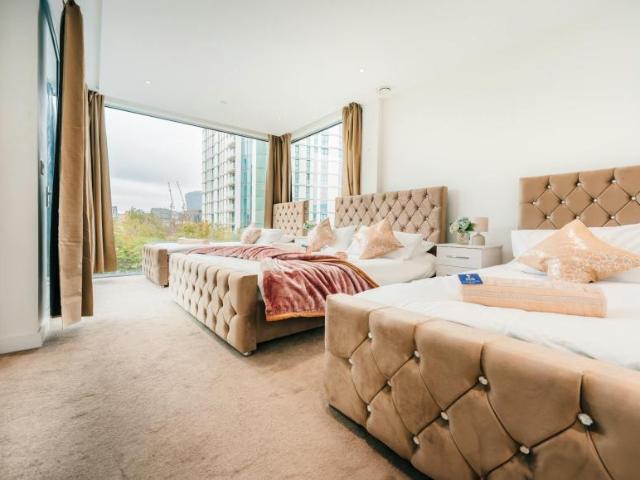 2 Bedroom Apartment London London LS91629280