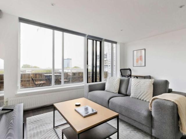 2 Bedroom Apartment London London LS96201698