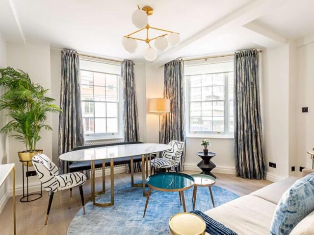 2 Bedroom Apartment London London LS100089424
