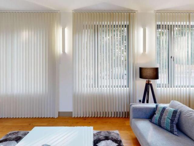 2 Bedroom Apartment London London LS101822740