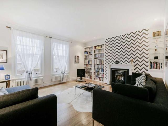 2 Bedroom Apartment London London LS101852197