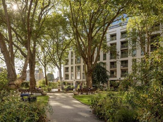 2 Bedroom Apartment Londres Great London 100158653