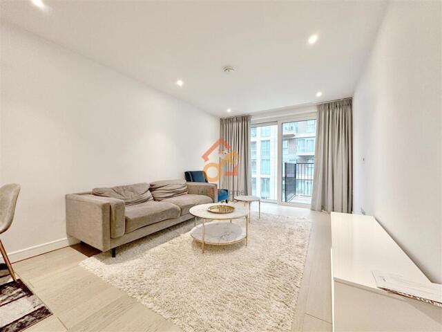 2 Bedroom Apartment Londres Great London 100685417