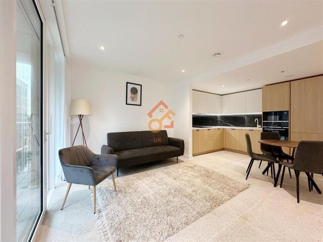 2 Bedroom Apartment Londres Great London 101677781