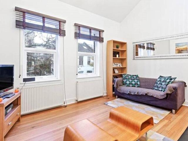 2 Bedroom Apartment Londres Great London 102001396