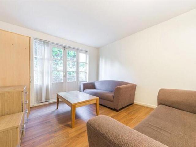 2 Bedroom Apartment Londres Great London 98834603