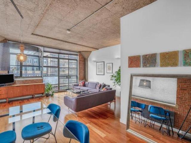2 Bedroom Apartment Londres Greater London 99029070