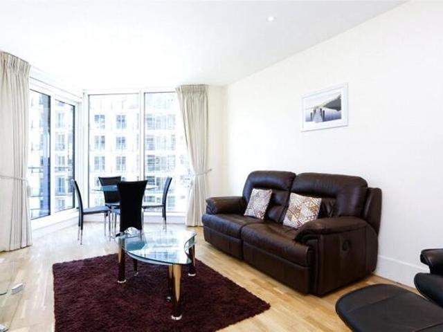 2 Bedroom Apartment Londres Greater London LS98503707