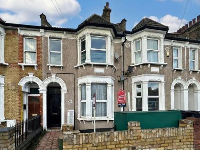2 Bedroom Apartment Londres Greater London LS98765793