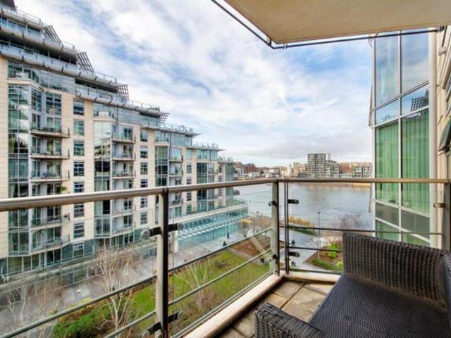 2 Bedroom Apartment Londres Greater London LS99054733
