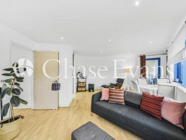 2 Bedroom Apartment Londres Greater London LS99029466