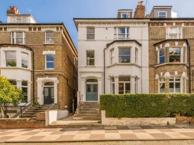 2 Bedroom Apartment Londres Greater London LS100614940