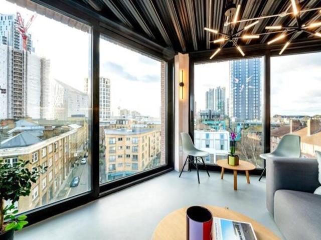 2 Bedroom Apartment Londres Greater London LS100881631