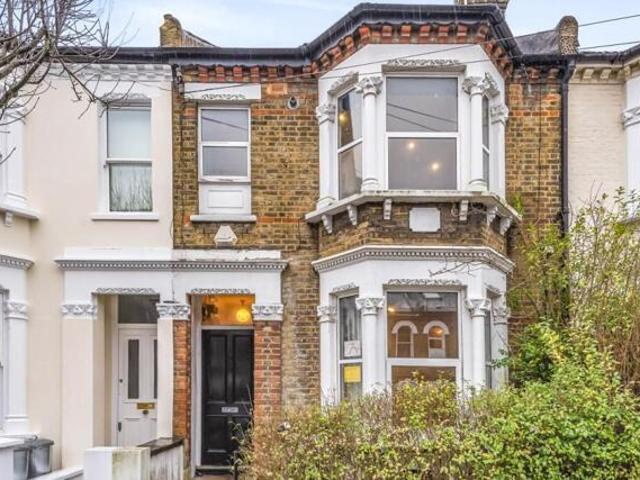 2 Bedroom Apartment Londres Greater London LS101100117