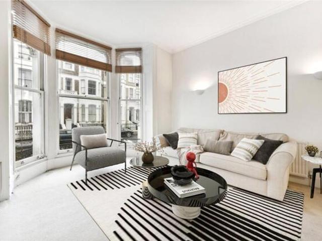 2 Bedroom Apartment Londres Greater London LS101231679