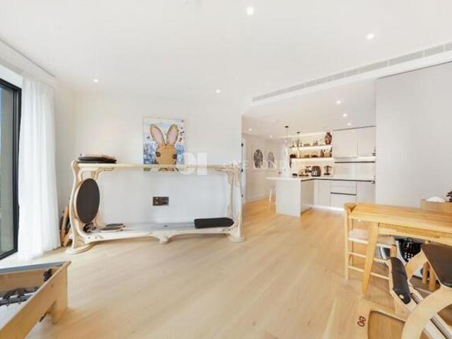 2 Bedroom Apartment Londres Greater London LS101316149