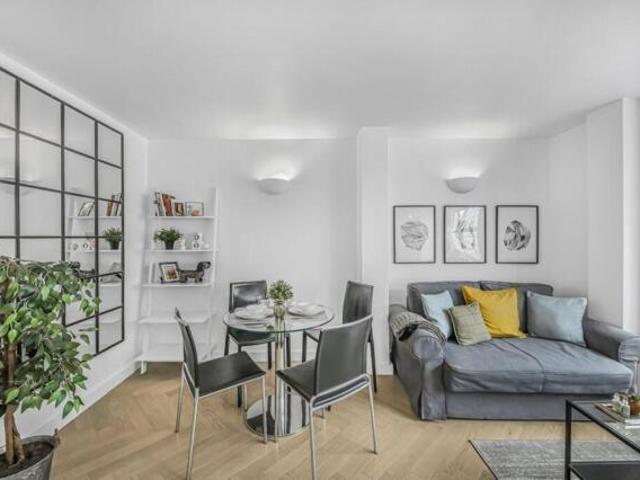 2 Bedroom Apartment Londres Westminster 99290452