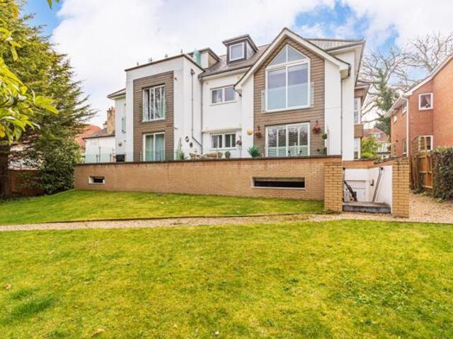 2 Bedroom Apartment Poole Poole 99277756