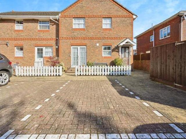 2 Bedroom Apartment Ryde Isle Of Wight LS99130162