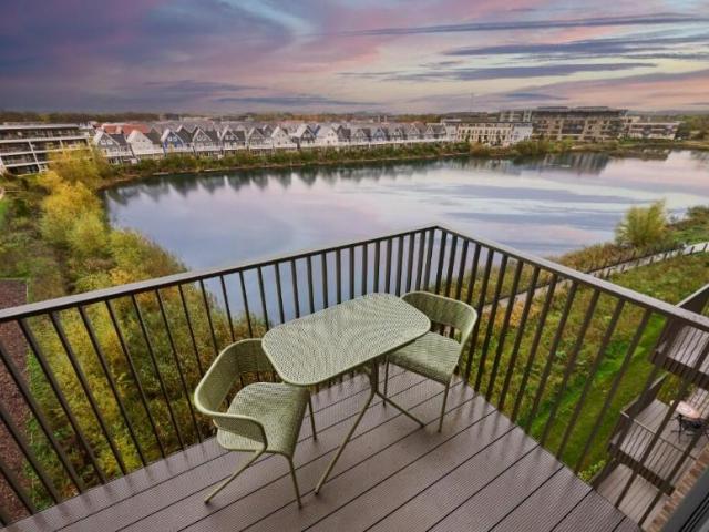 2 Bedroom Apartment Reading Berkshire LS96174118
