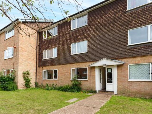 2 Bedroom Apartment Redhill Surrey LS100426575