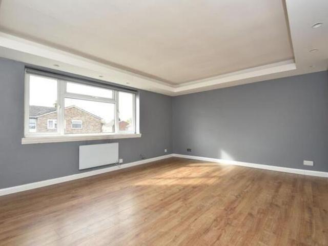 2 Bedroom Apartment St. Neots Cambridgeshire LS99572135
