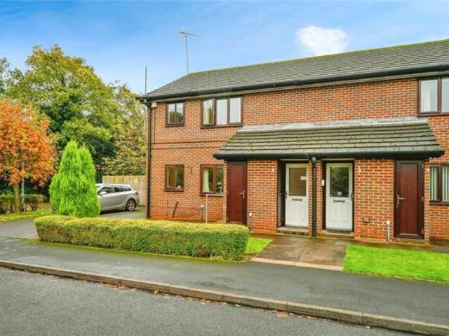 2 Bedroom Apartment Stafford Staffordshire LS88752684