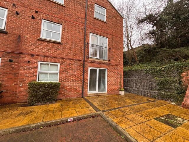 2 Bedroom Apartment Stockton On Tees Durham 100541196