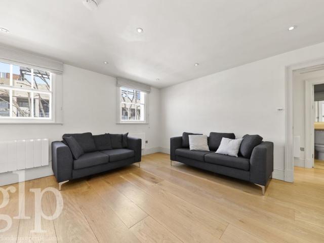 2 Bedroom Apartment, Store Street, Bloomsbury, WC1E
