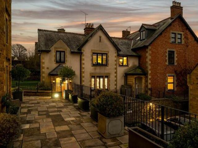 2 Bedroom Apartment Stow On The Wold Gloucestershire GL54 86119596