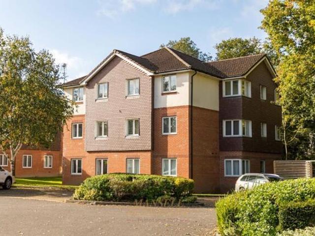 2 Bedroom Apartment Surrey West Sussex LS100426527