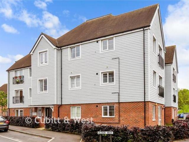 2 Bedroom Apartment Surrey Great London 98800790