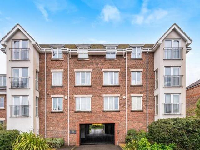 2 Bedroom Apartment Surrey Great London LS101059710