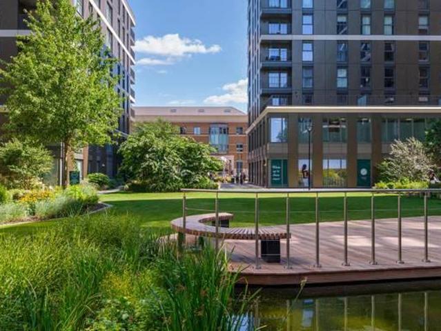 2 Bedroom Apartment Surrey Staines 102596802