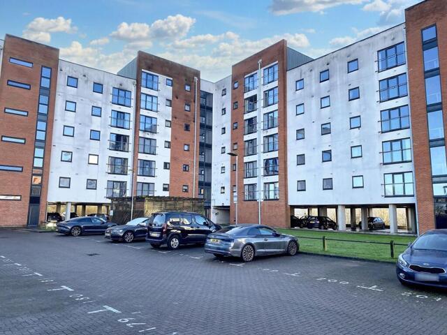 2 Bedroom Apartment Salford Greater Manchester LS99608347