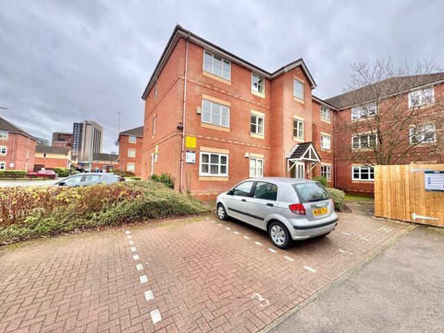 2 Bedroom Apartment Salford Salford 98154028