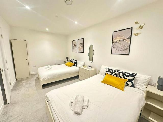 2 Bedroom Apartment Salford Salford LS100011673