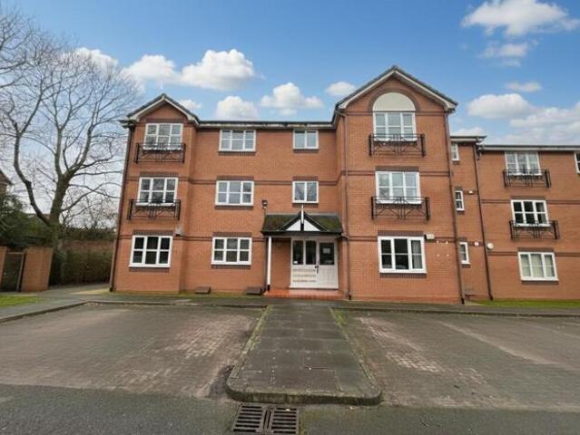 2 Bedroom Apartment Salford Salford LS101677812