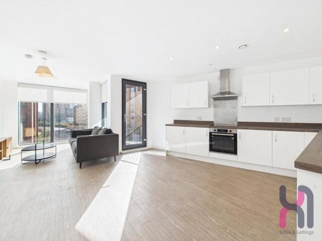 2 Bedroom Apartment Salford Salford LS99774009