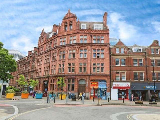 2 Bedroom Apartment Sheffield Sheffield LS101678484