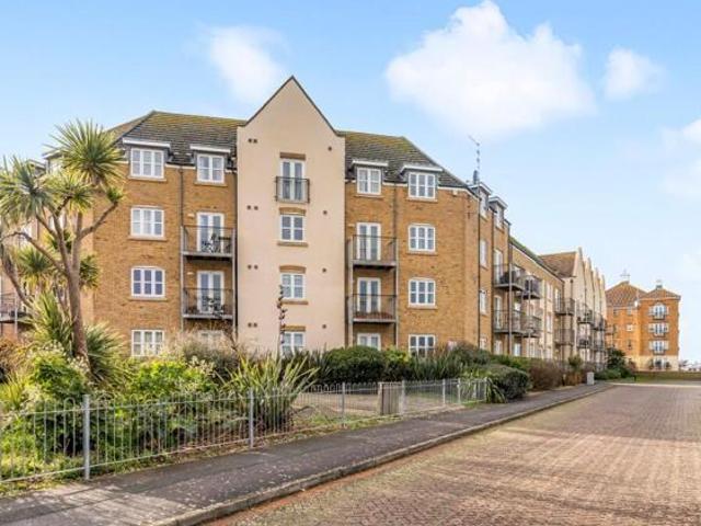 2 Bedroom Apartment Shoreham West Sussex 99608159