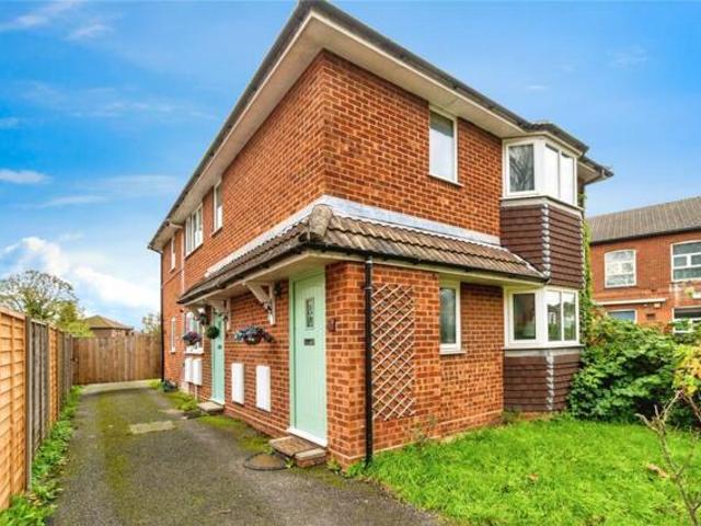 2 Bedroom Apartment Southampton Southampton LS99161781
