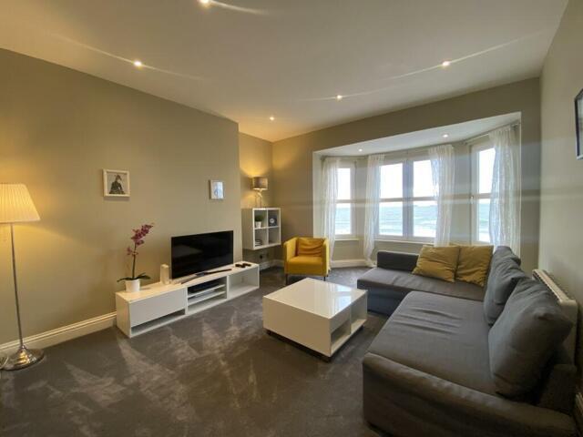 2 Bedroom Apartment Southsea Hampshire 99644489
