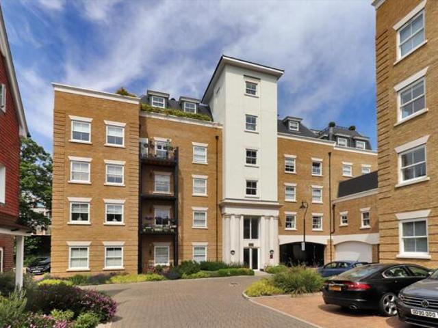 2 Bedroom Apartment Tunbridge Wells Kent LS98930221