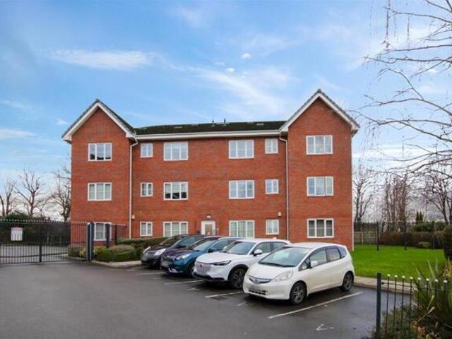 2 Bedroom Apartment Timperley Timperley 99840376