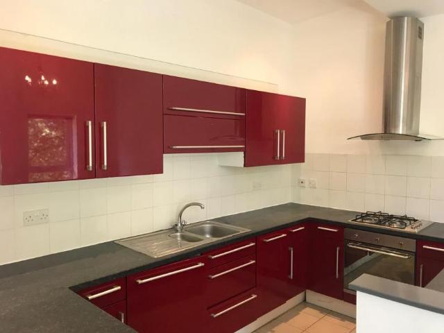 2 bedroom Apartment To Let