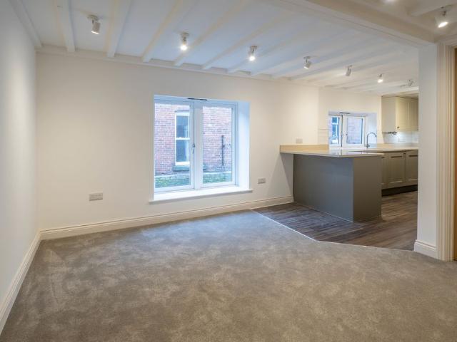 2 bedroom apartment to let